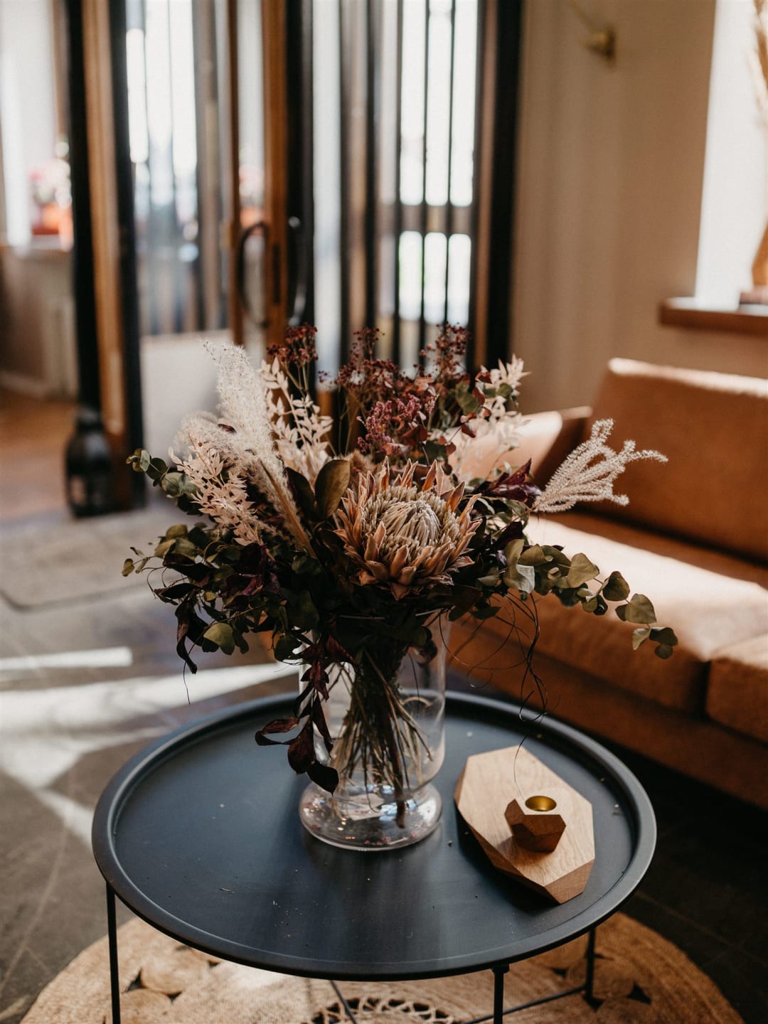 The One Table - Katso salongin vapaat ajat | Timma