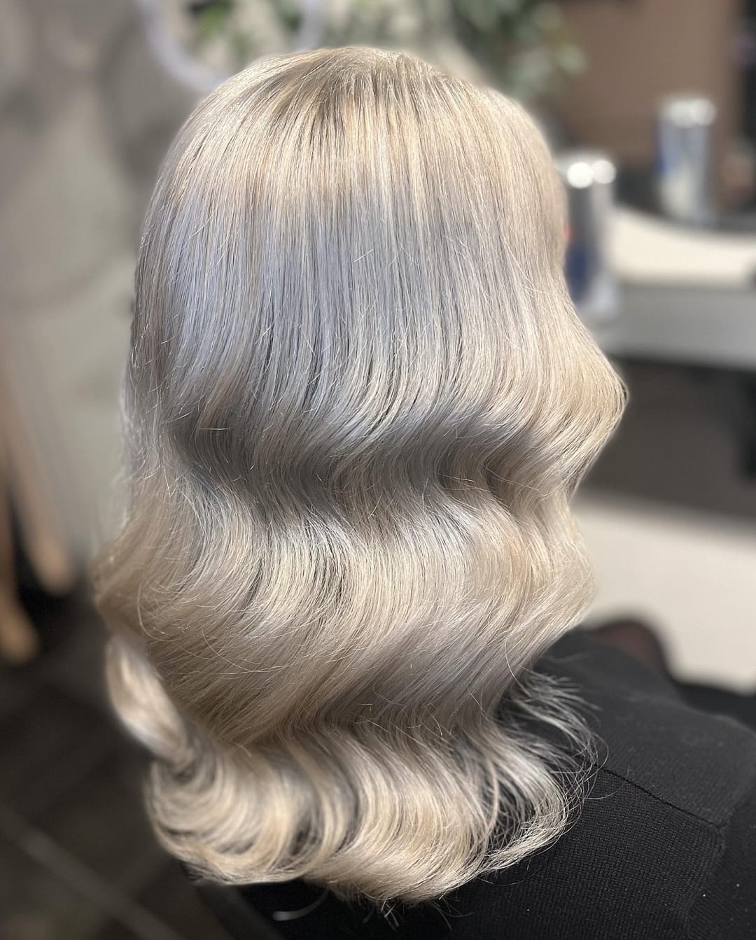 Stil Studio - Se salongens ledige timer | Timma