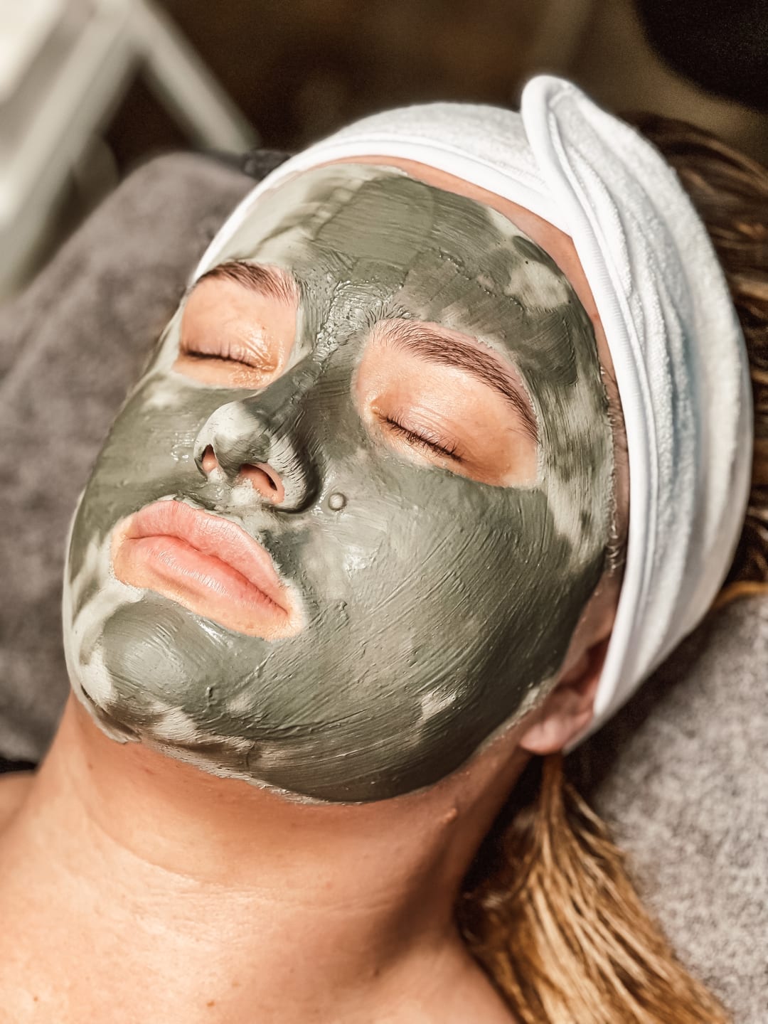 Stil Studio - Se salongens ledige timer | Timma