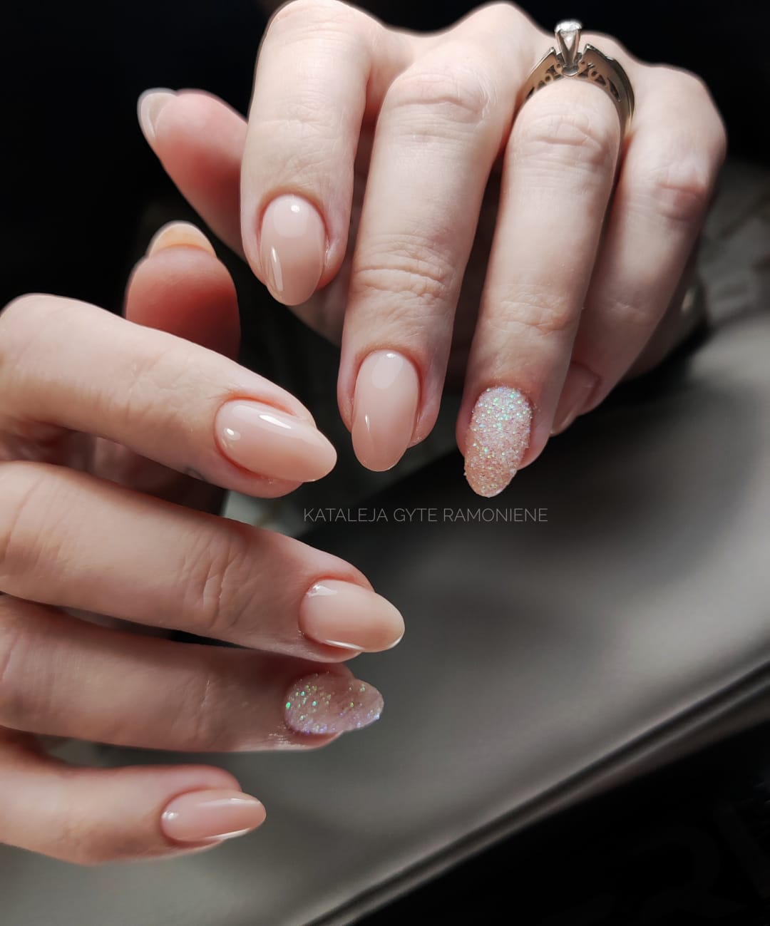 Kataleja - Se salongens ledige timer | Timma