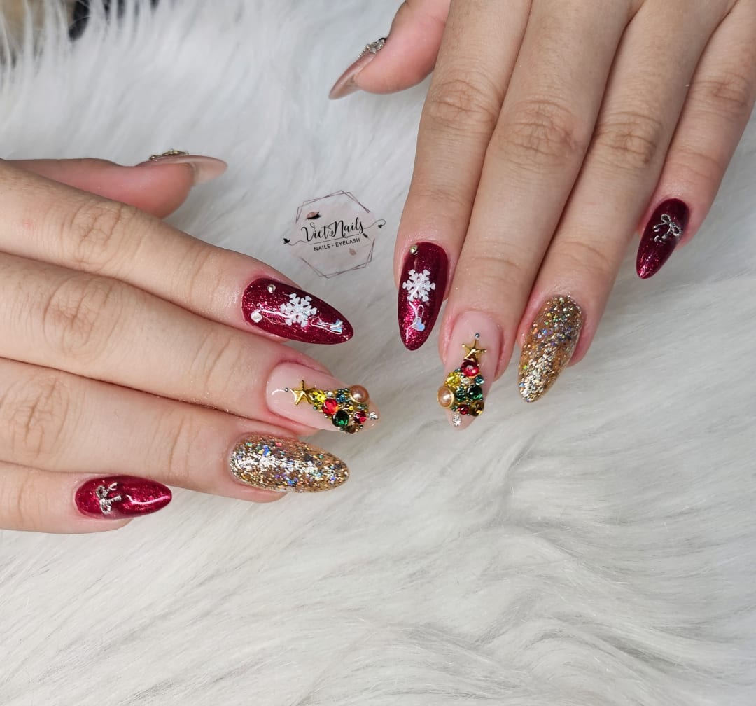 Viet Nails